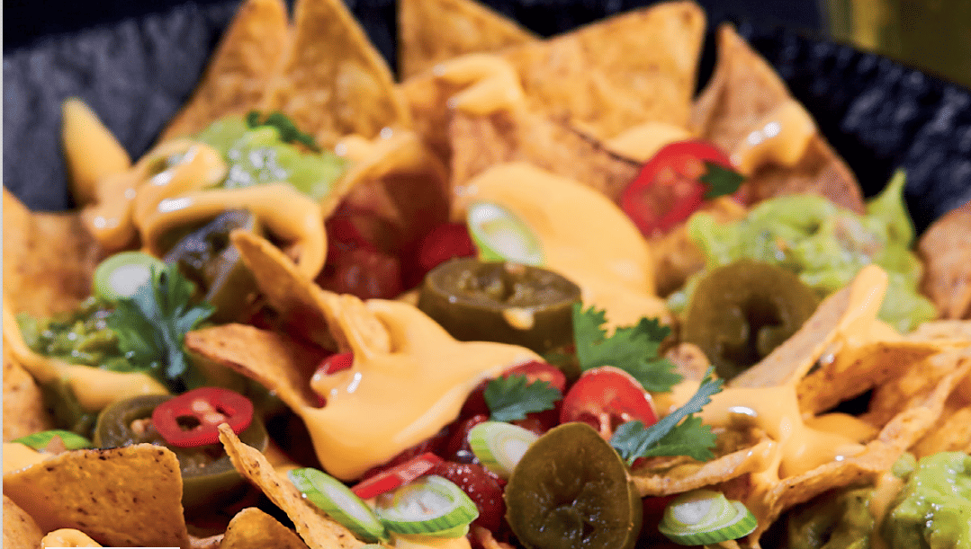 Santa Maria Cheesy Nachos | Henderson's Foodservice, Ireland